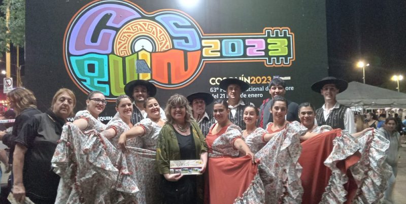 LA SUBSECRETARIA DE CULTURA Y TURISMO SELVA ESPONDABURU ACOMPAÑO A LA AGRUPACION “SOL NACIENTE ...